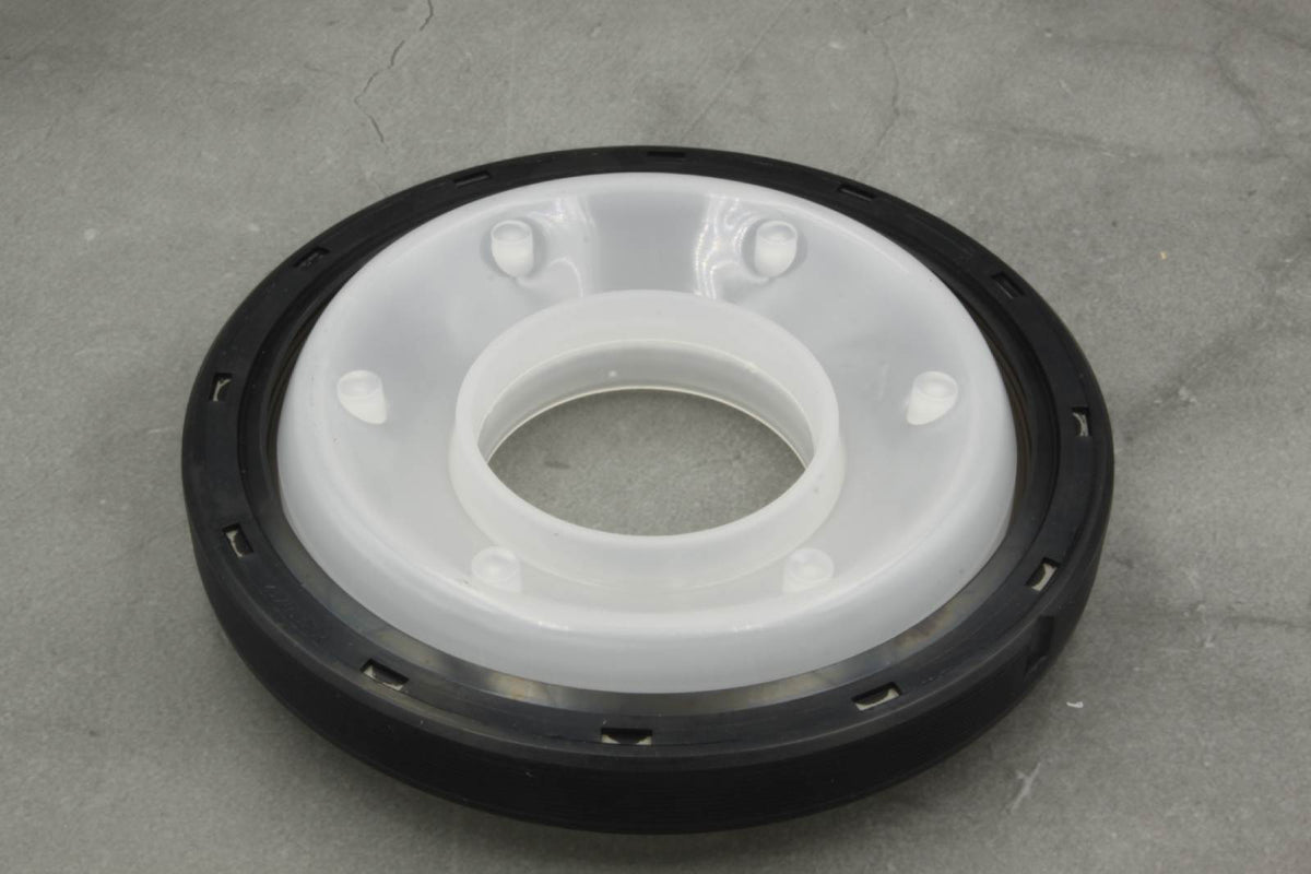 Main Rear Seal - 11142249533 - E23 E24 E28 E30 E34 E36 E38 E39 E46 E60 ...