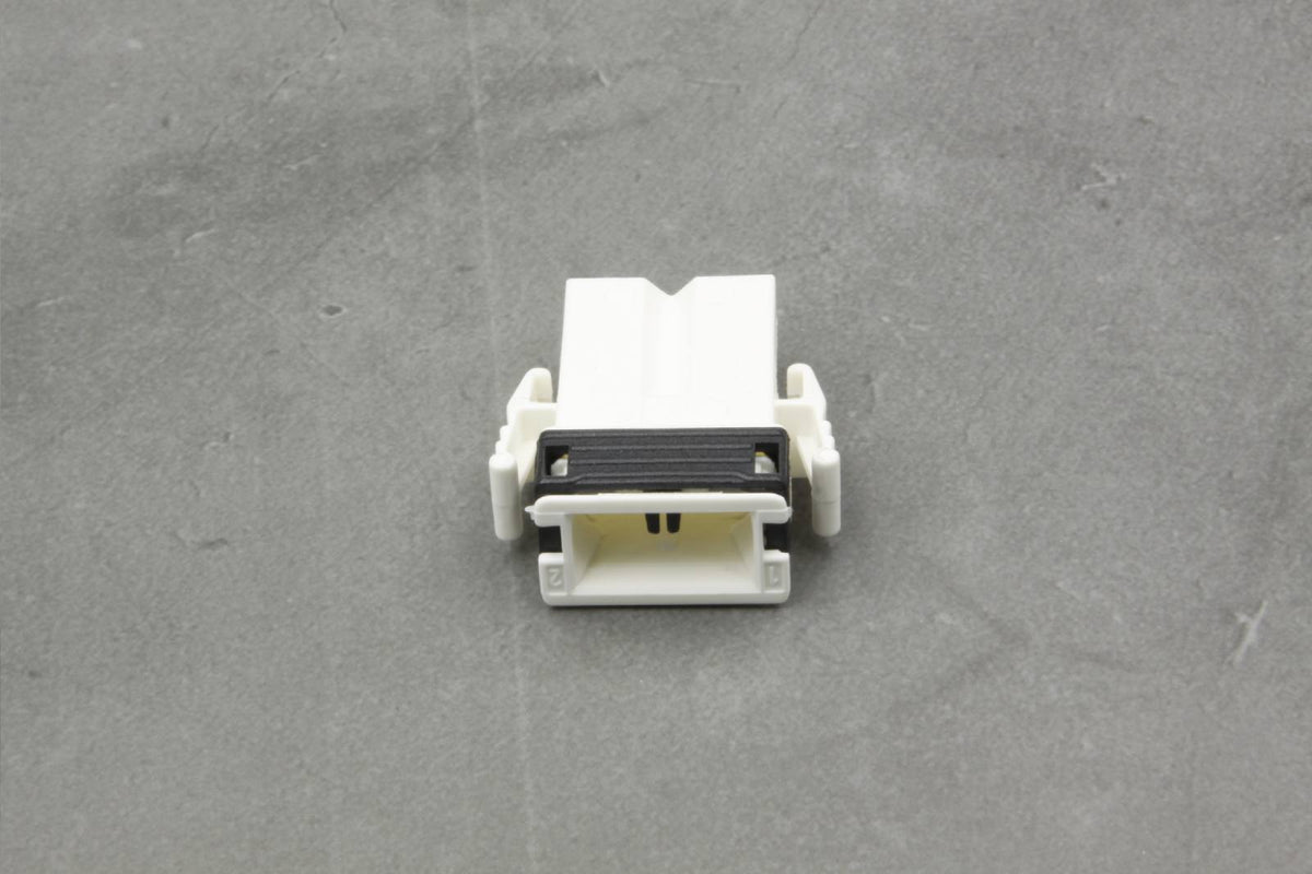 Plug Terminal White – 61131378401 - E24, E30, E32, E34 & E36 – Bavarian ...